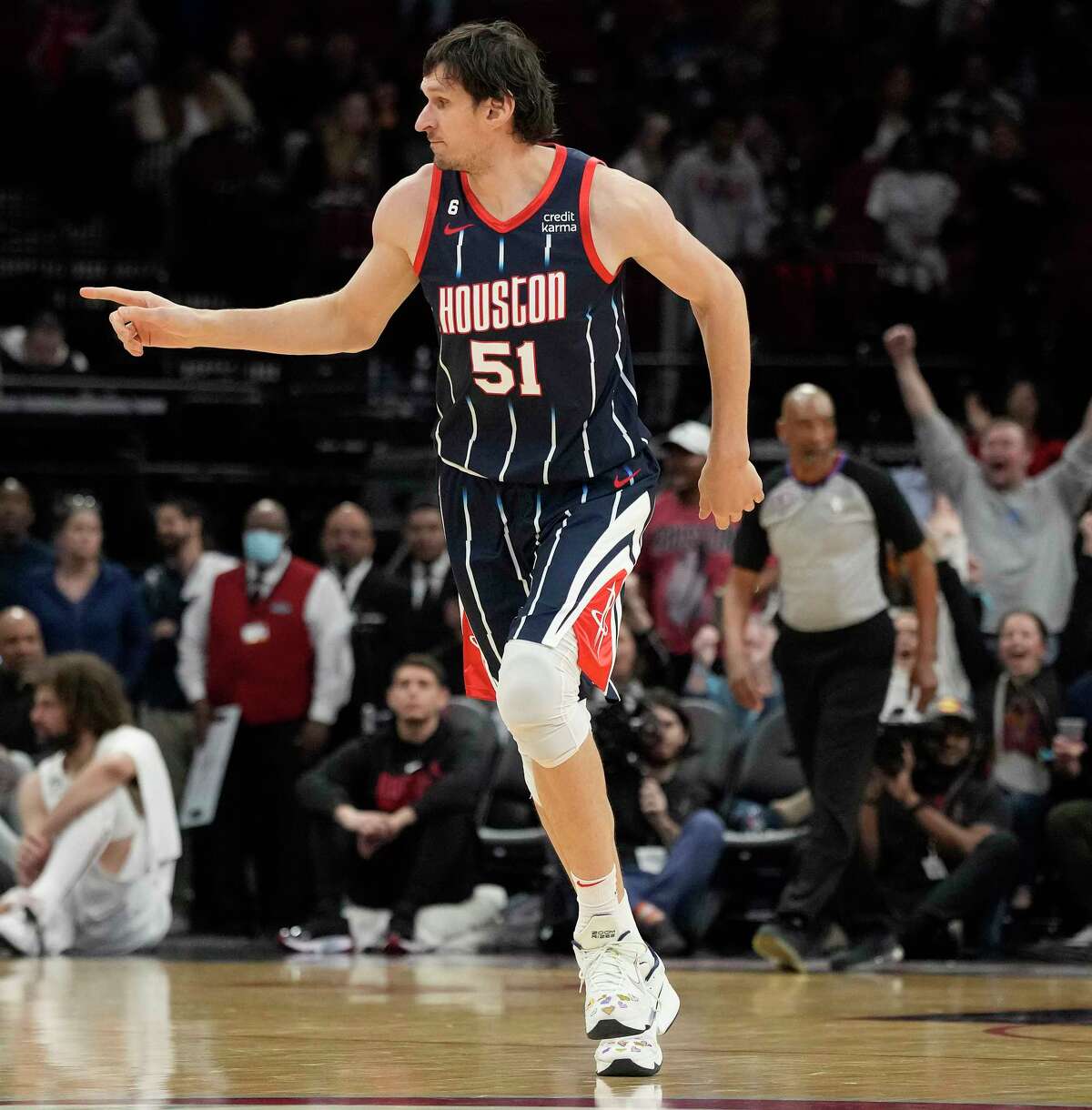 Houston Rockets get blown out by Cleveland Cavaliers