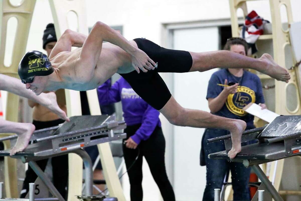 Magnolia girls celebrate 21-5A championship