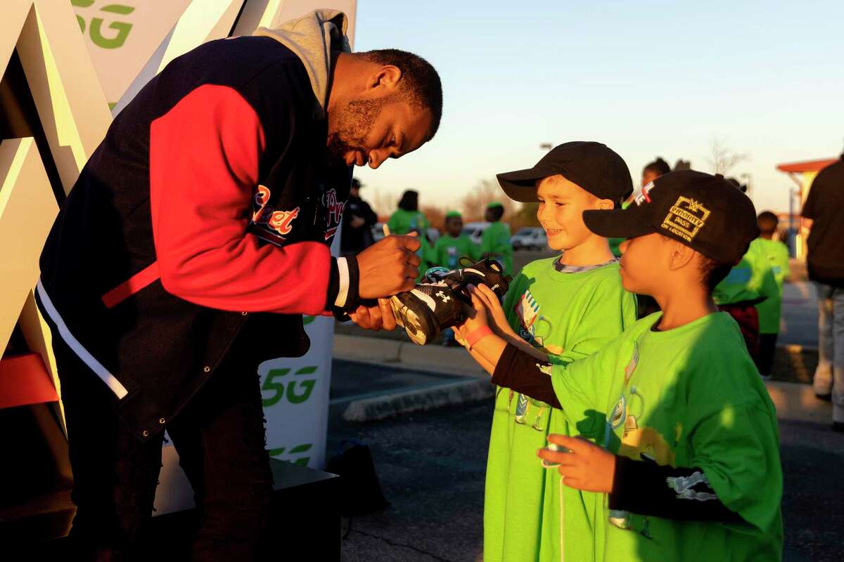 WWE superstars share anti-bullying message with San Antonio youth