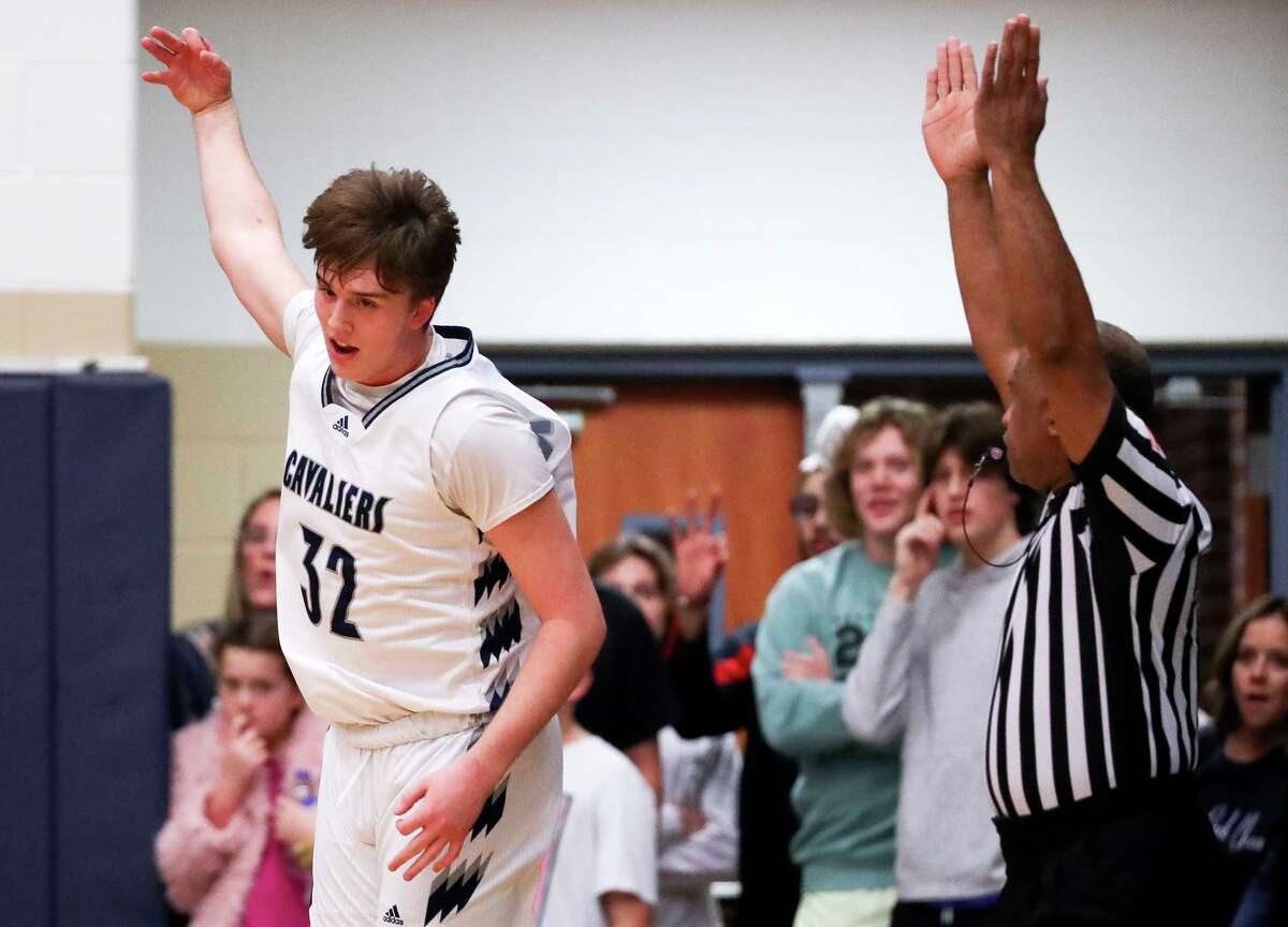 Kelley, defense spur College Park rout of The Woodlands