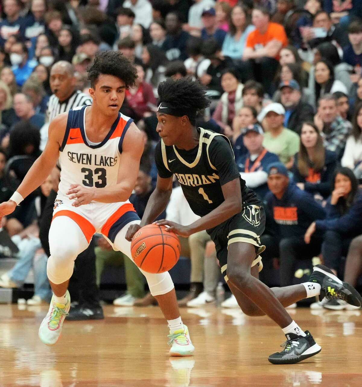 Boys basketball: Seven Lakes Spartans stay undefeated in 19-6A