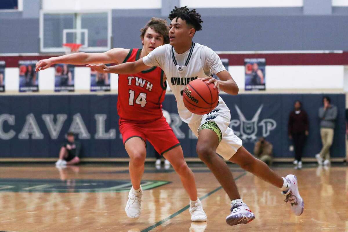 Drake Kelley, defense spur College Park's rout of The Woodlands