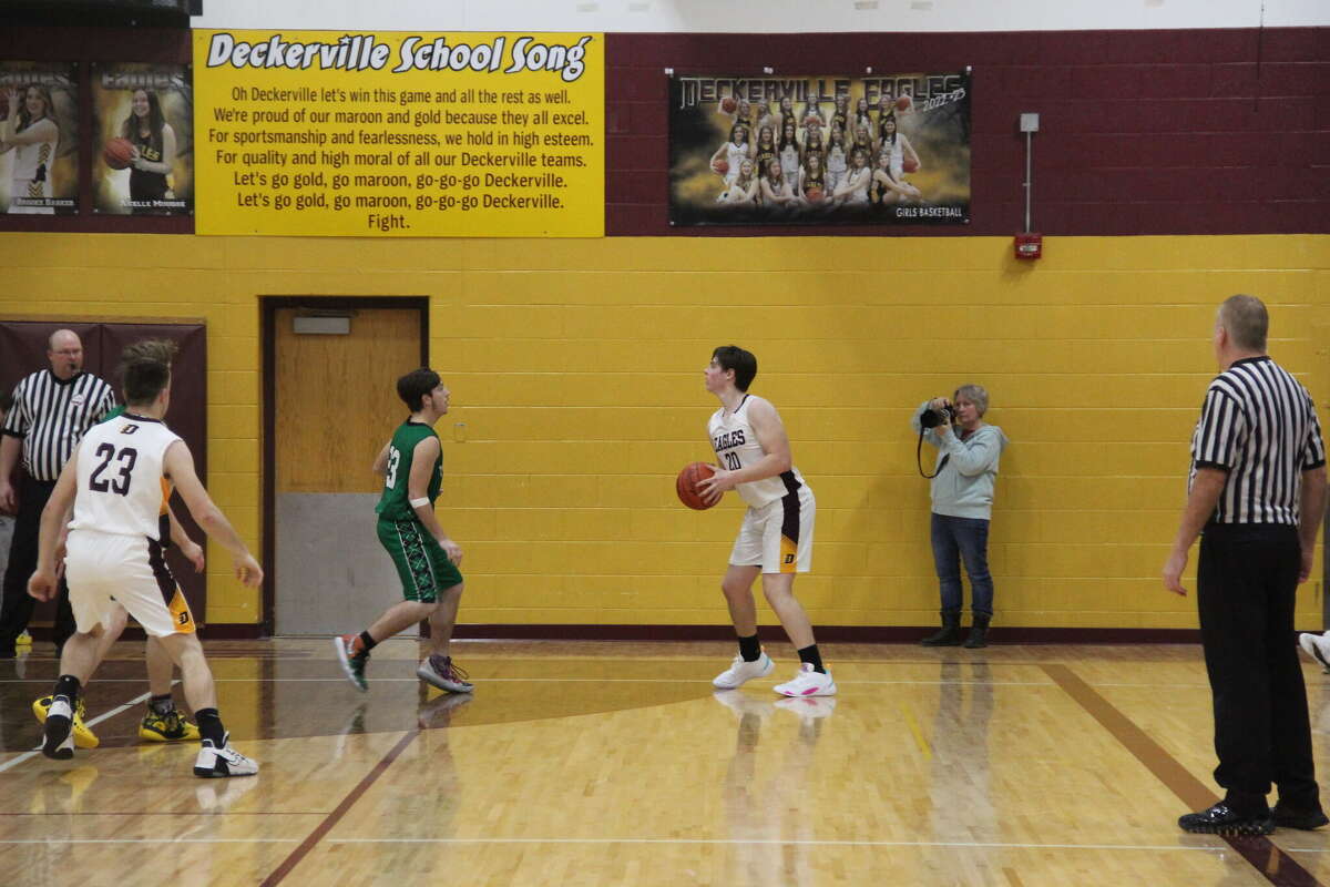 Deckerville boys basketball team defeats Akron-Fairgrove