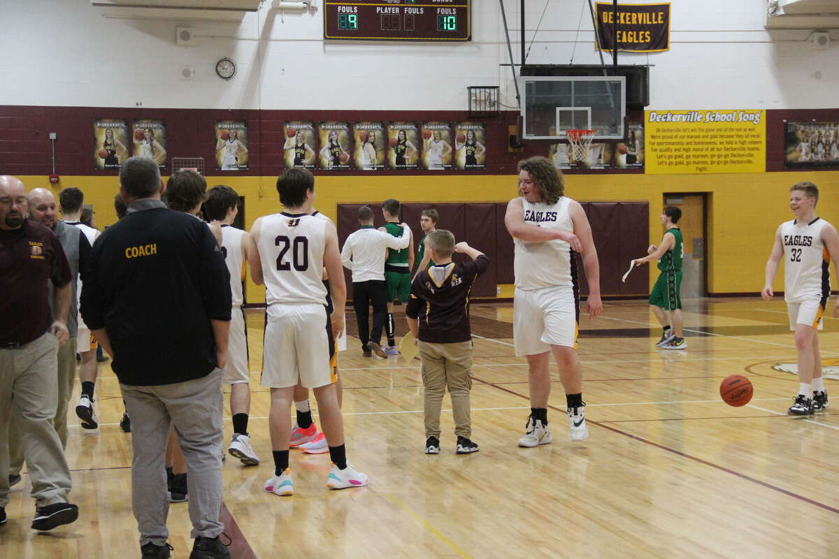 Deckerville boys basketball team defeats Akron-Fairgrove