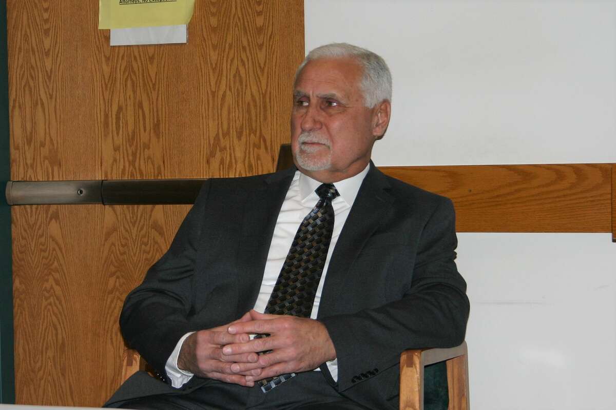 Lake County Judge Mark Wickens retires after 40 years on the bench