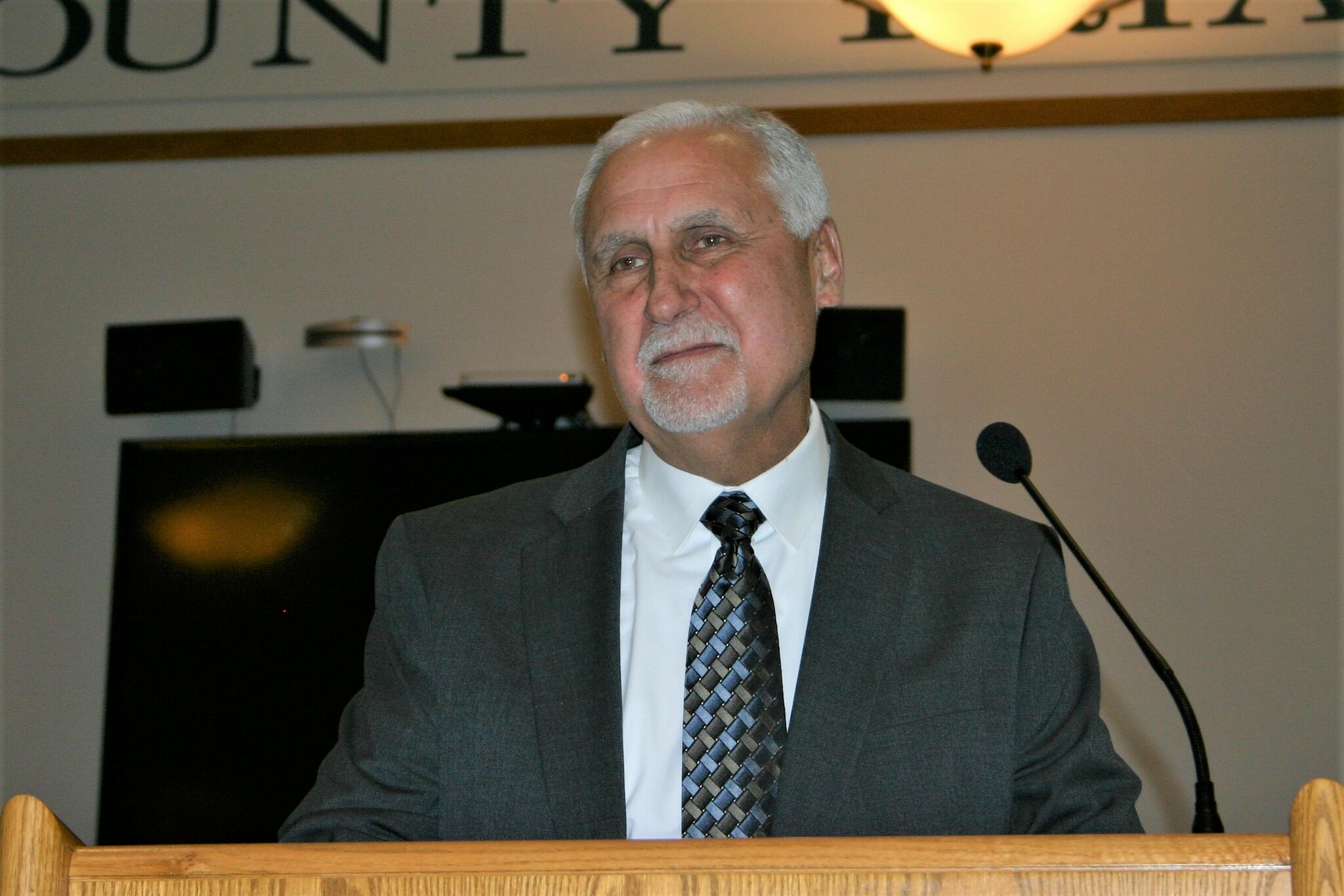 Lake County Judge Mark Wickens retires after 40 years on the bench