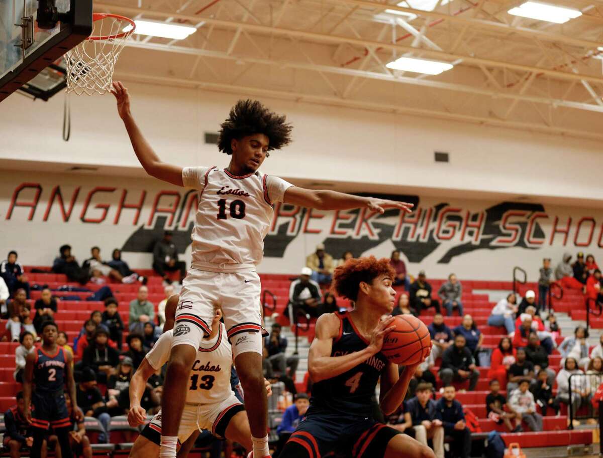 Boys basketball: Cypress Springs Panthers top Langham Creek Lobos