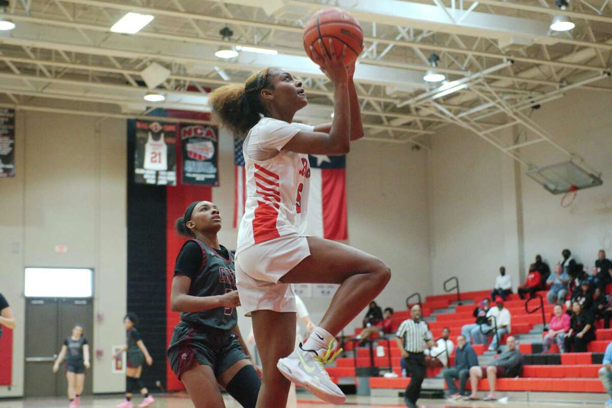 Girls basketball: Clear Brook Wolverines top Clear Creek Wildcats