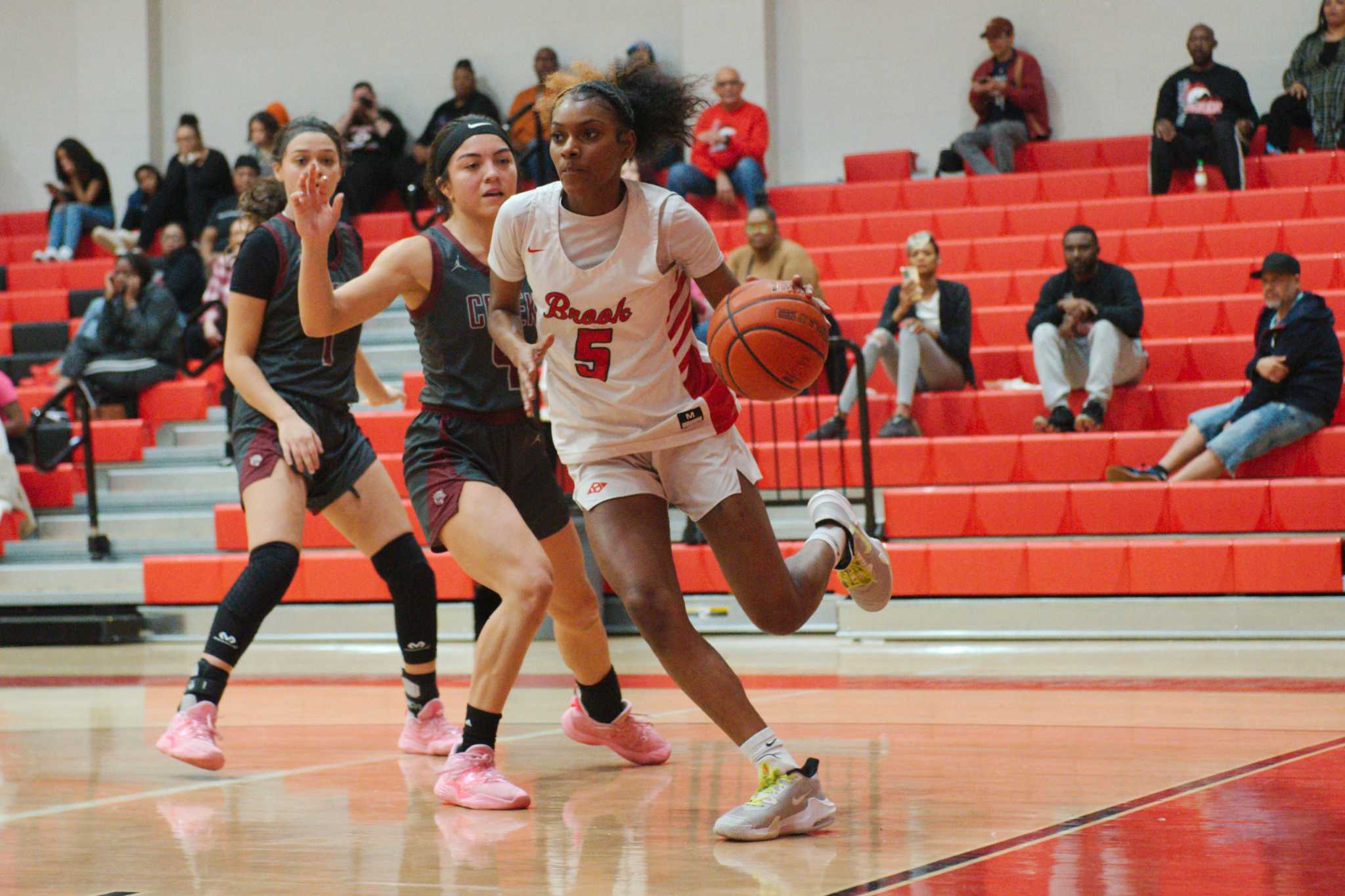 Girls basketball: Clear Brook Wolverines top Clear Creek Wildcats
