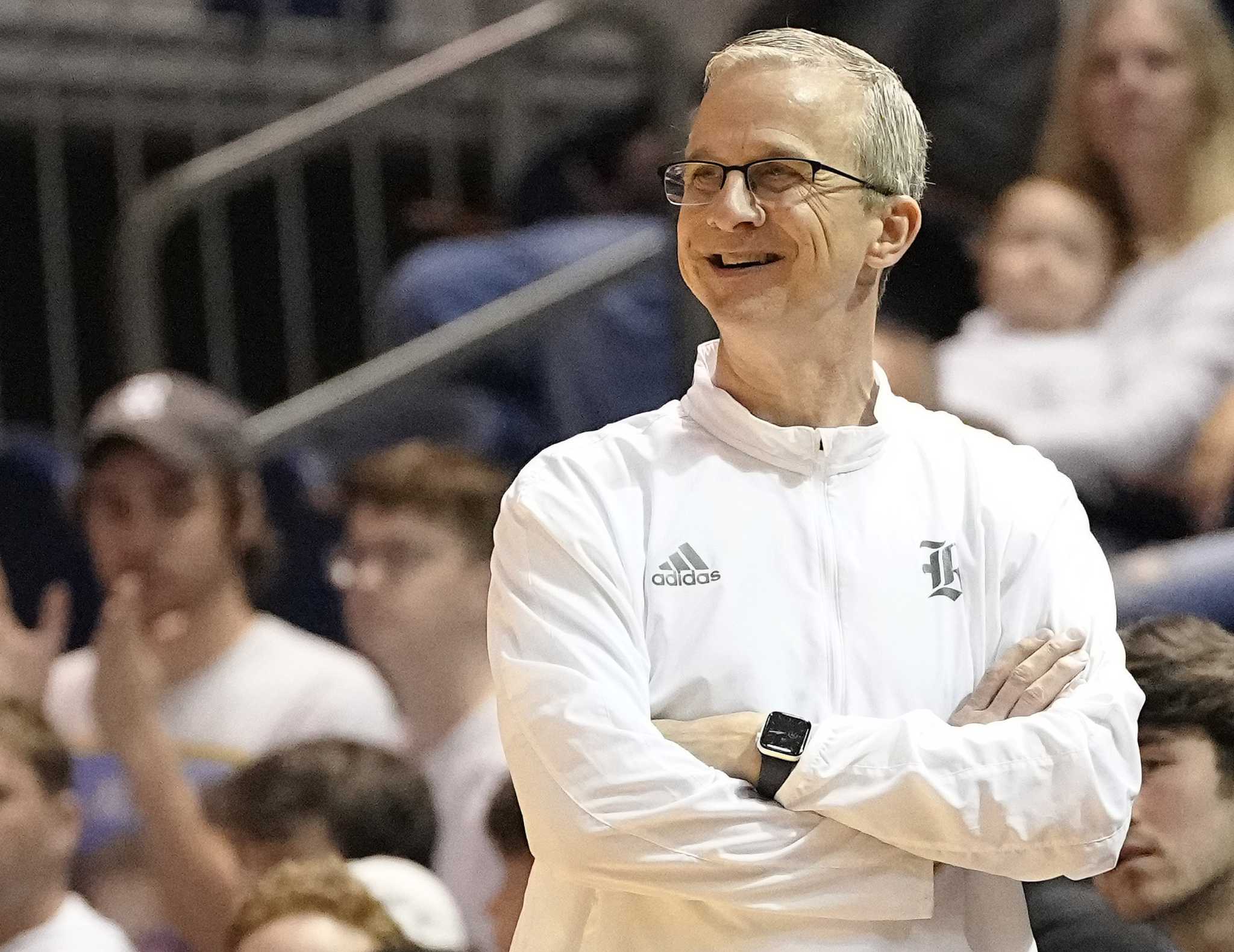 Rice Owls: Scott Pera will not return as men's basketball coach