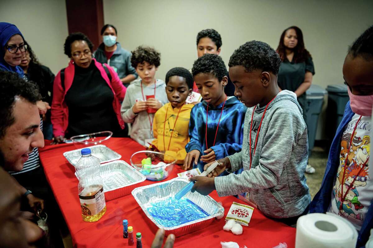 University of Houston STEM Zone Saturday exposes kids to science
