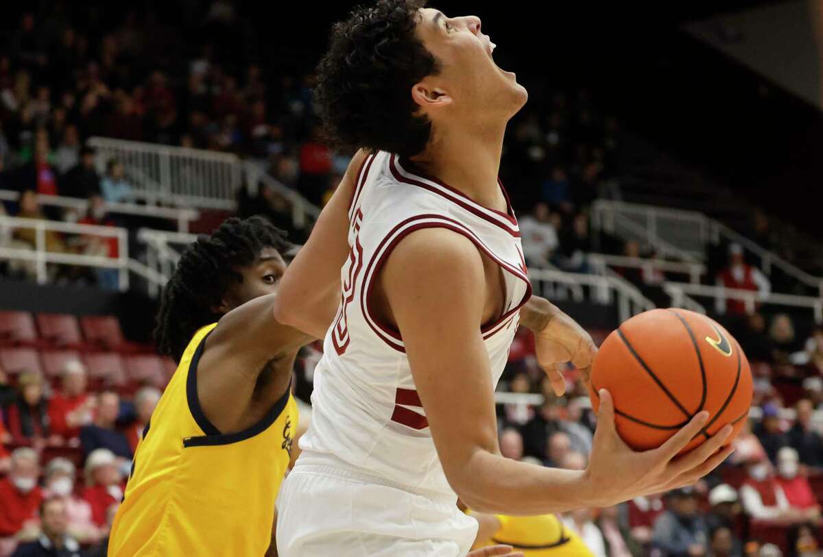 ‘We don’t like Cal’: Stanford men blitz Bears 75-46 at Maples Pavilion