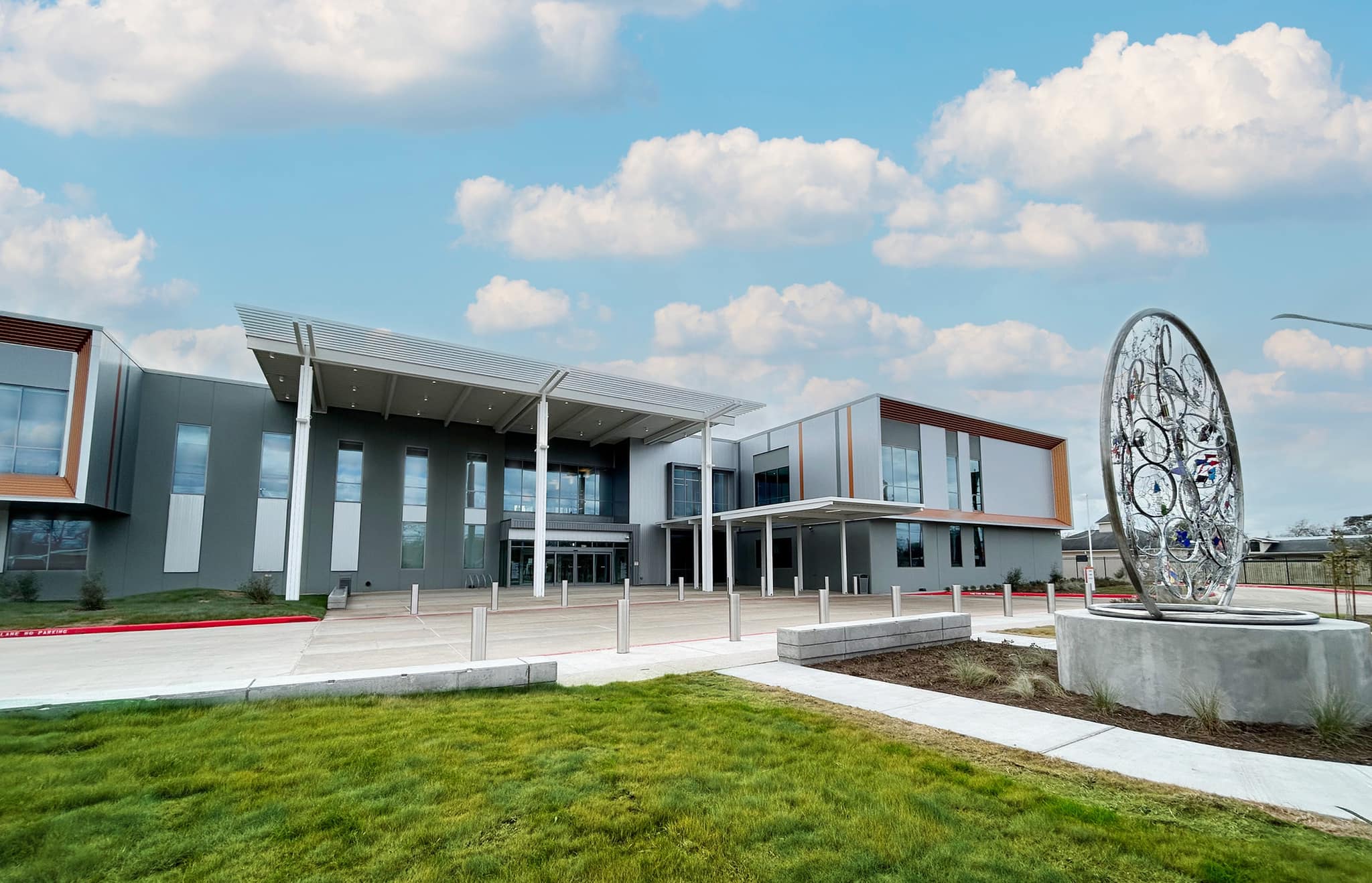 Houston Sunnyside Health and Multi-Service Center opens