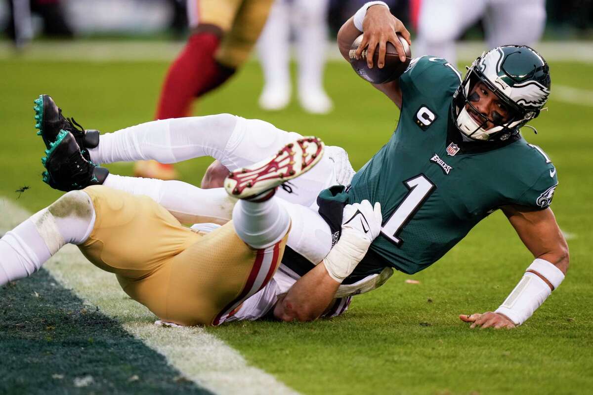 Jalen Hurts, Eagles soar into Super Bowl, rout 49ers for NFC title