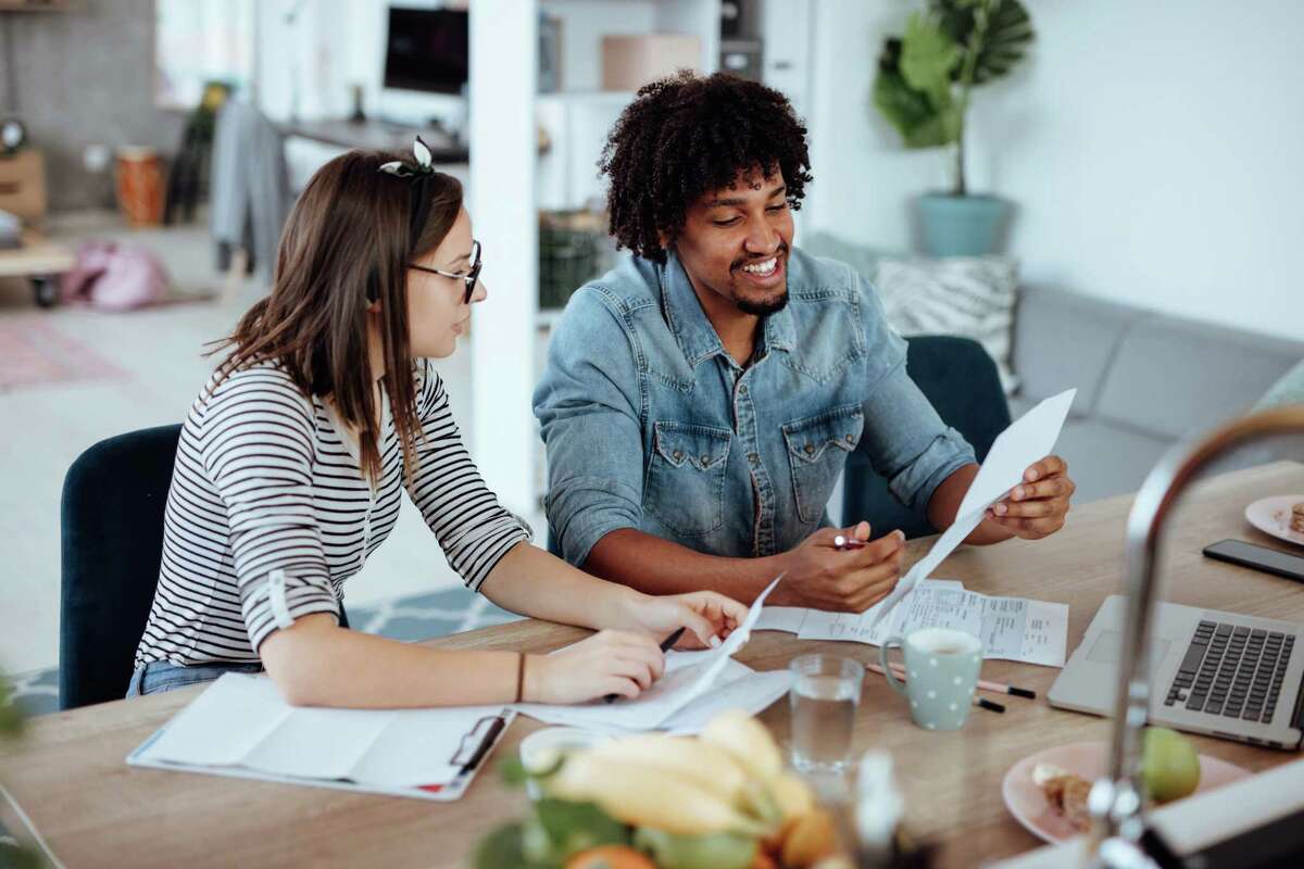 How Couples Can Team Up on Debt Repayment