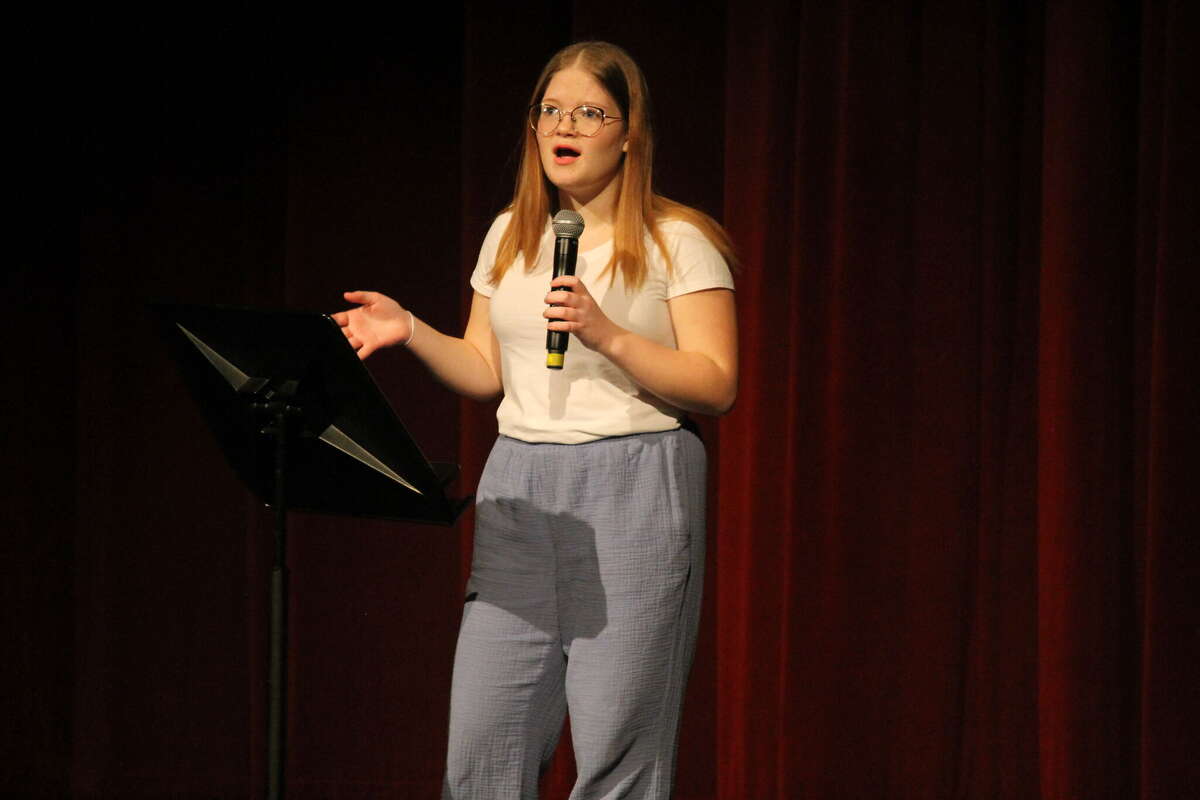 Manistee teens perform at school talent show