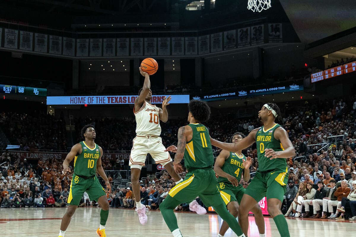 No. 10 UT Longhorns finally take down No. 11 Baylor Bears