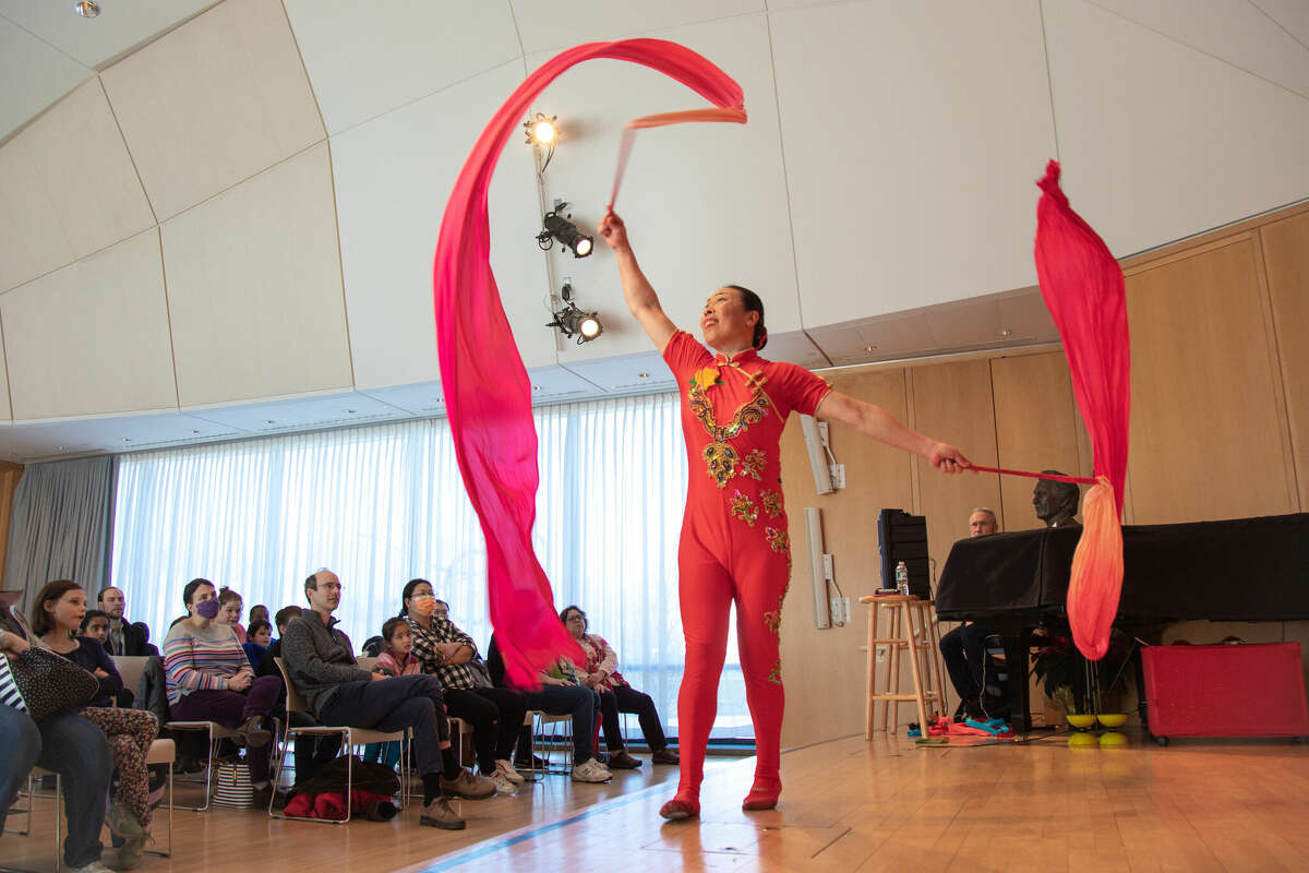 Acrobat performance celebrates Chinese New Year in Wilton