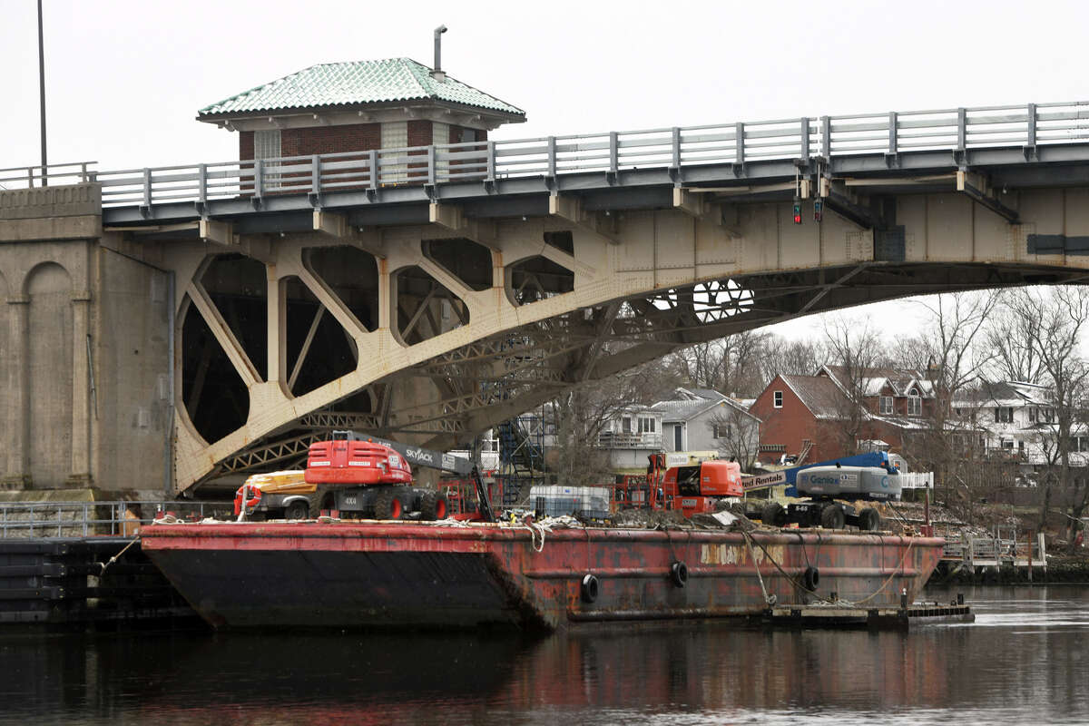 Official: Worker fell through Stratford bridge under construction