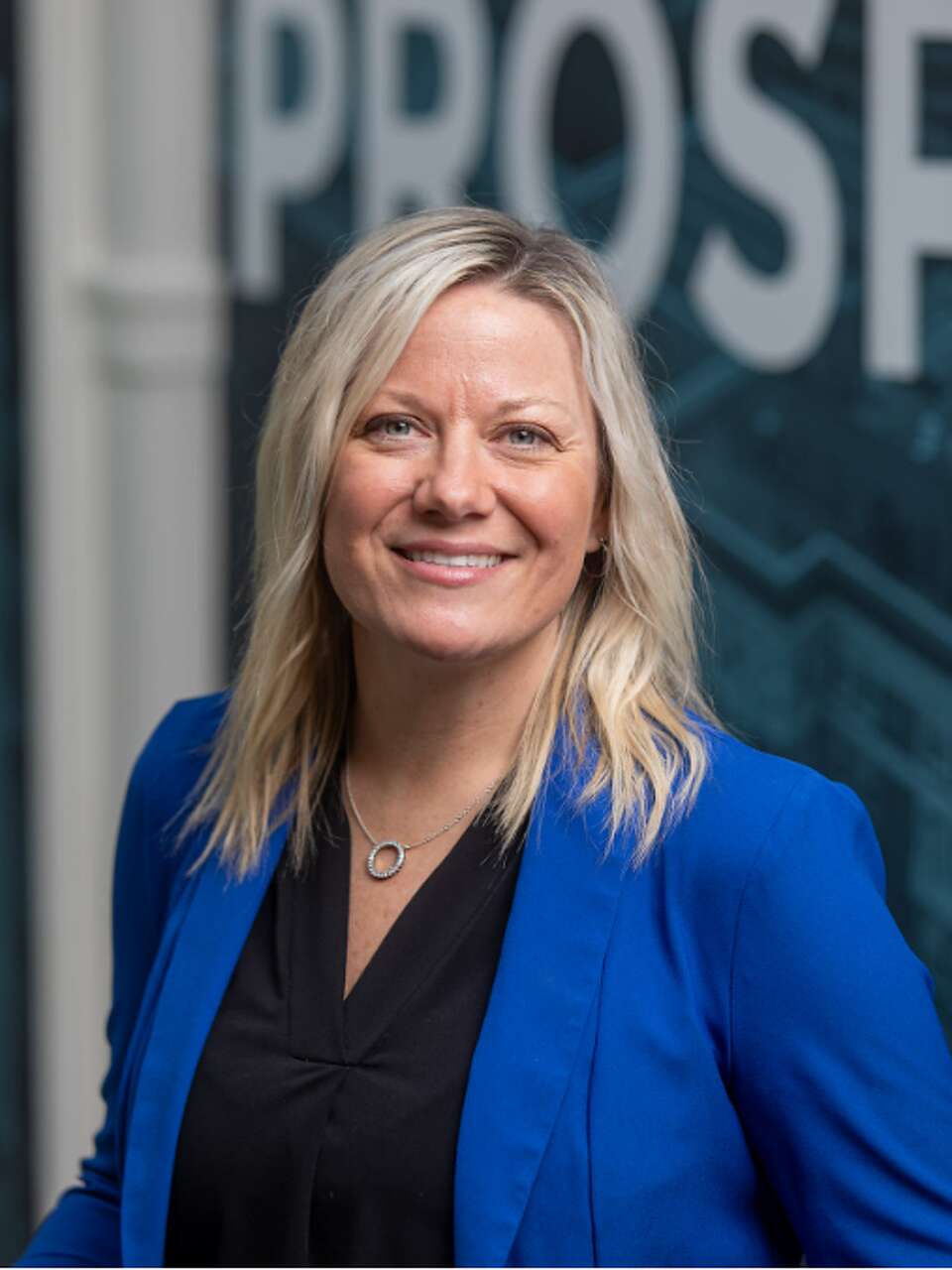 Kelly Wawsczyk, director of MCDC joins Mid-America EDC board