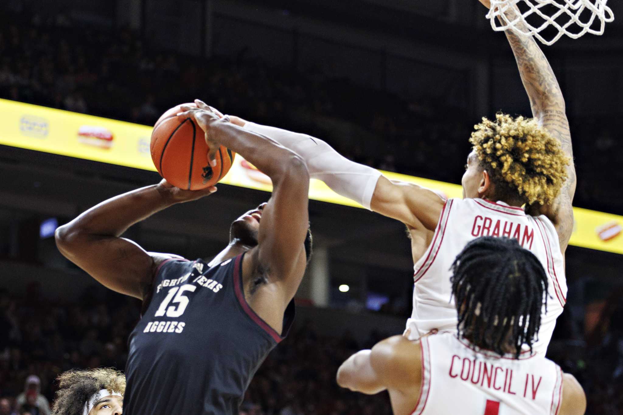 Texas A&M basketball: Aggies see winning streak end at Arkansas