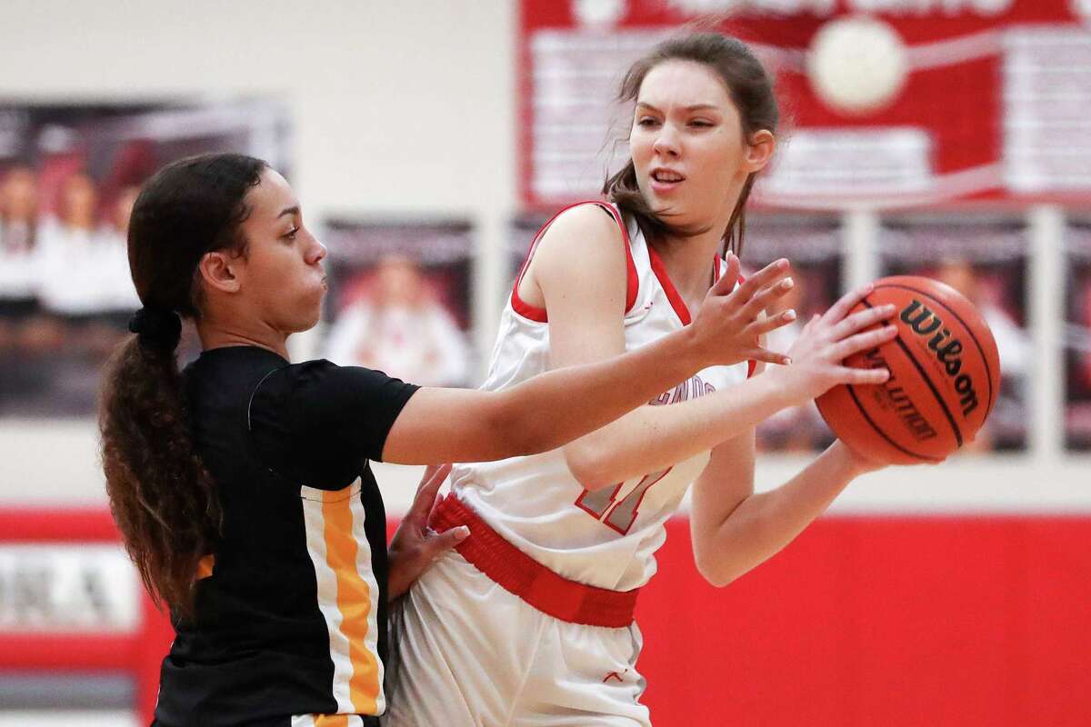 Liberty plays spoiler as Splendora tries to secure playoff spot