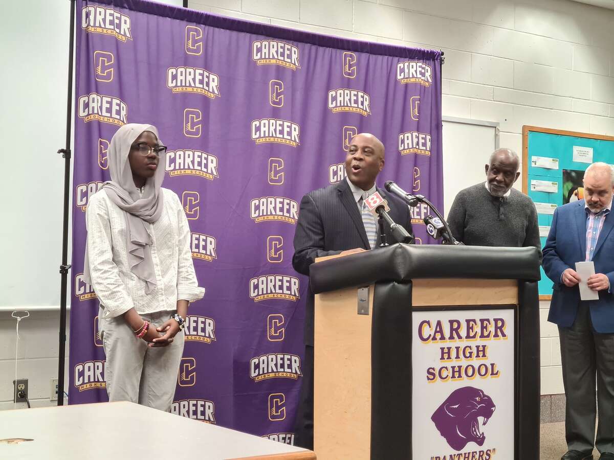 101 College St project brings scholarships for New Haven students