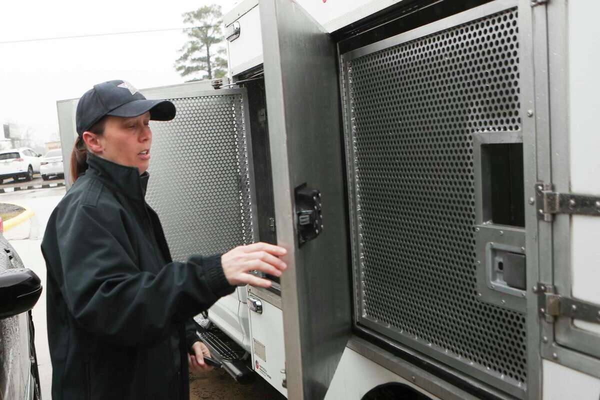 Montgomery County animal shelter adds mobile climate-controlled cages