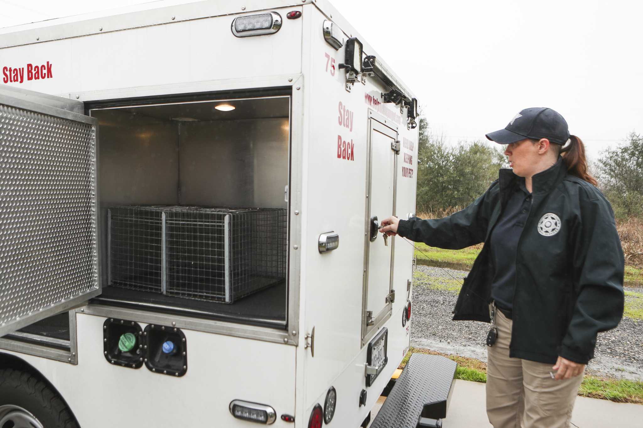 Montgomery County animal shelter adds mobile climate-controlled cages