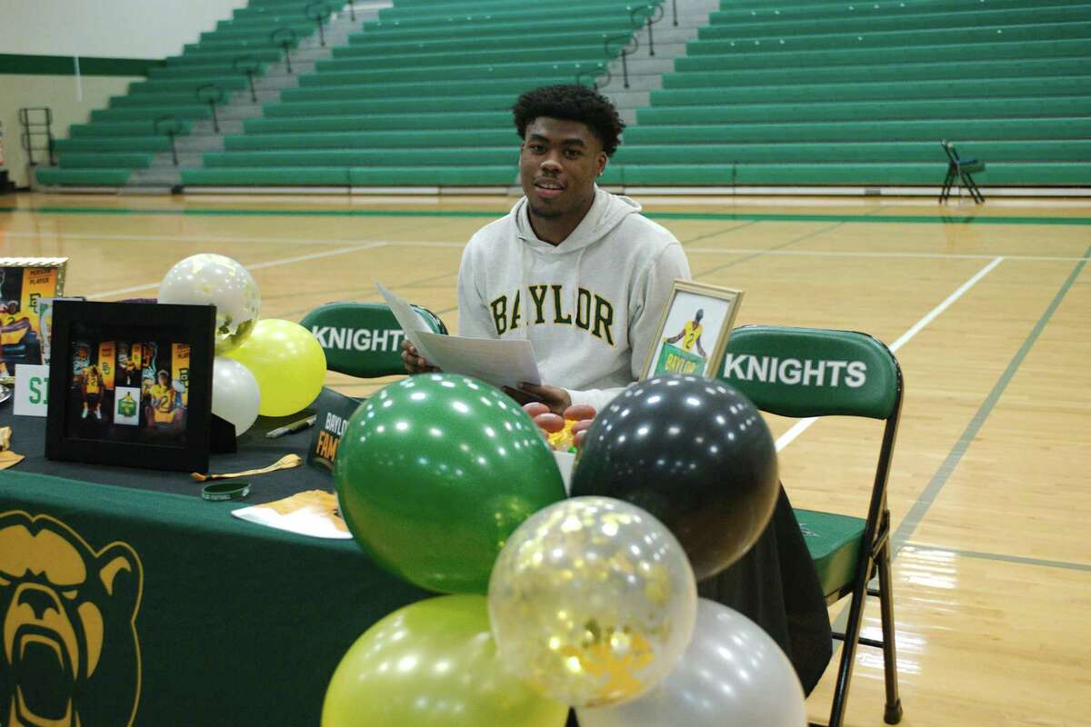 Clear Falls linebacker Corey Kelly excited for opportunity at Baylor