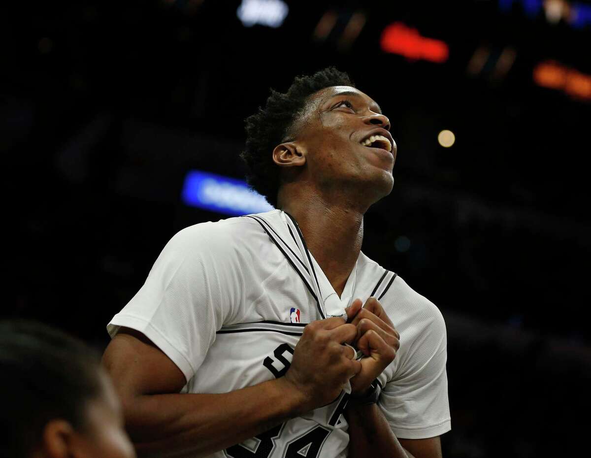 Spurs’ Stanley Johnson lands rotation spot with hard work