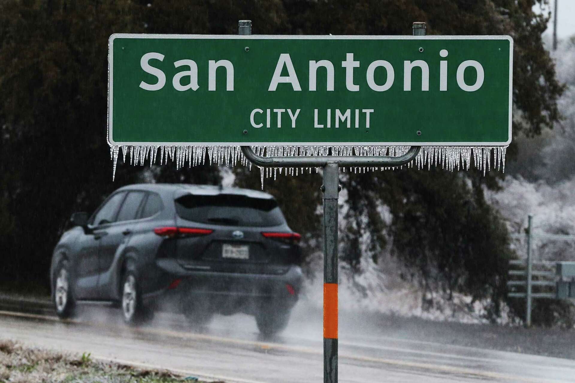 2024 Farmers' Almanac predicts unseasonably cold Texas winter