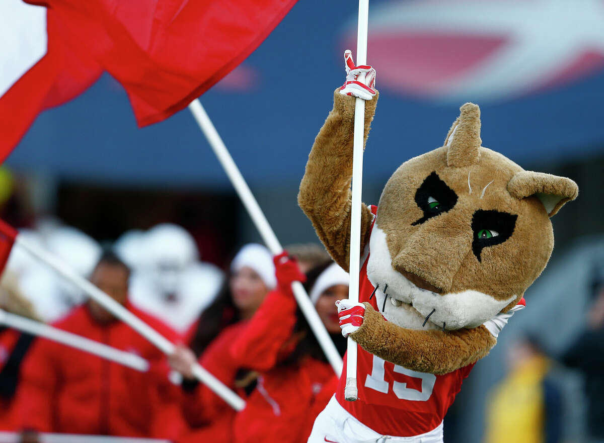 Houston football makes history on National Signing Day