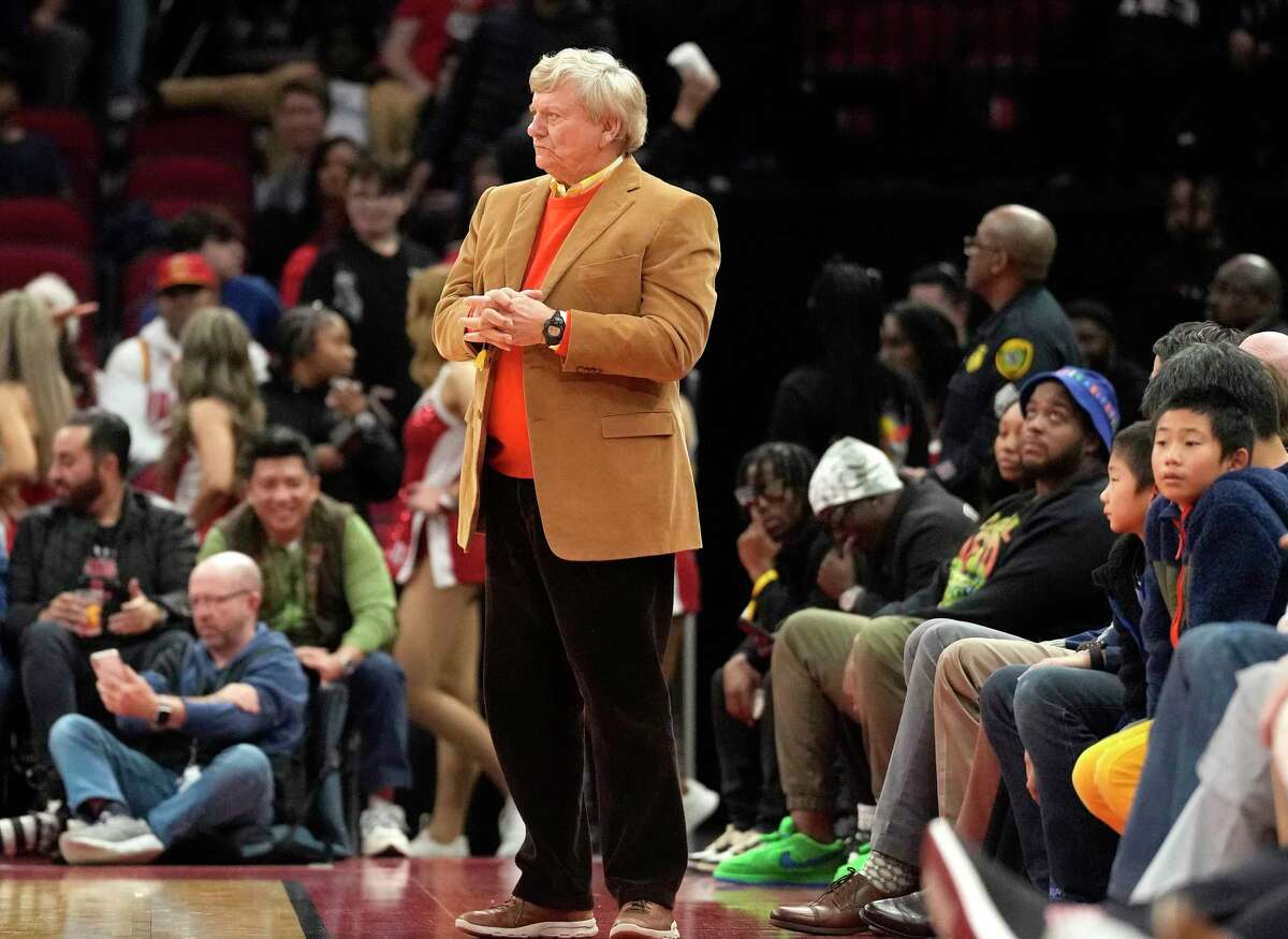 Houston Rockets: Team downs Oklahoma City for second straight win