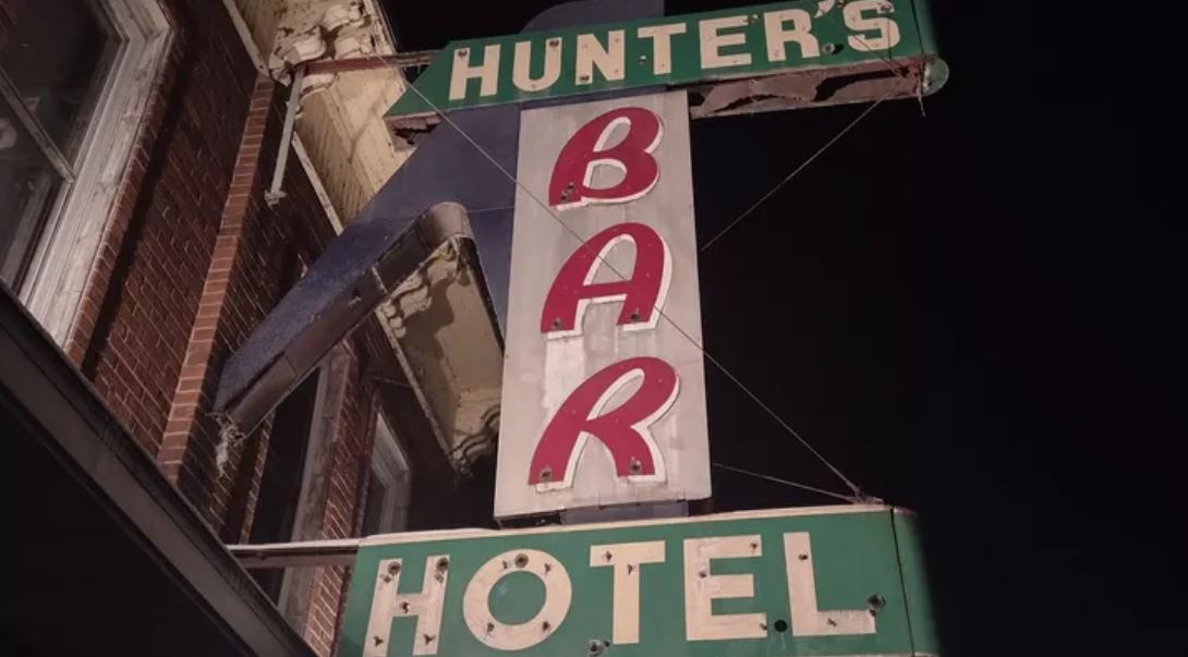 Hunter's Bar in Harbor Beach raising funds for antique sign