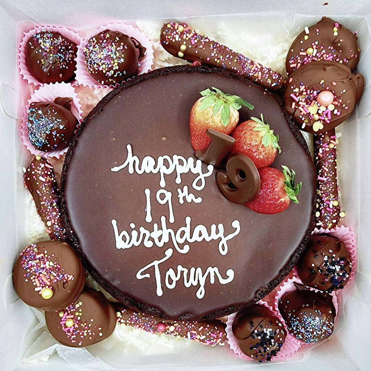 Elaborate desserts take center stage at Middletown home bakery