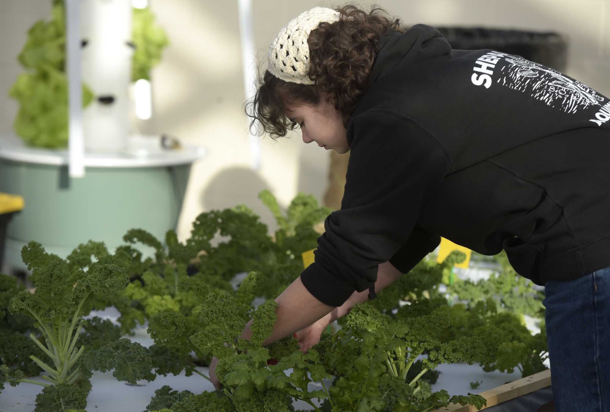 New Milford parents want funds to send more kids to AgSTEM school