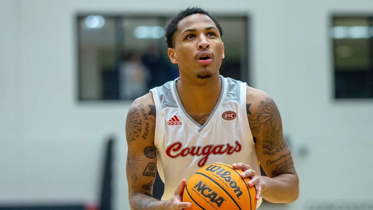 Shamar Wright scores 1,000th career point in SIUE's win