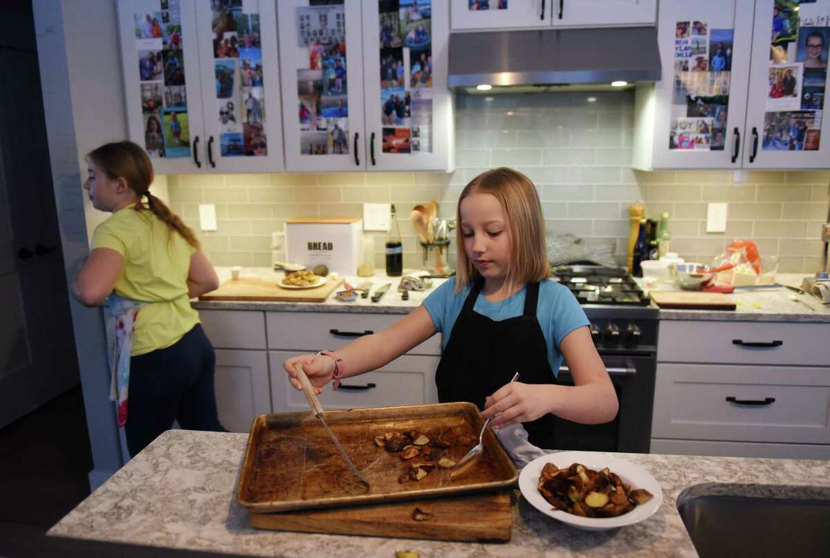 How to cook with kids, from knife skills to meal prep