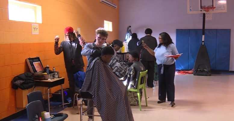 Teacher, barber partner giving free haircuts to academic scholars for ...