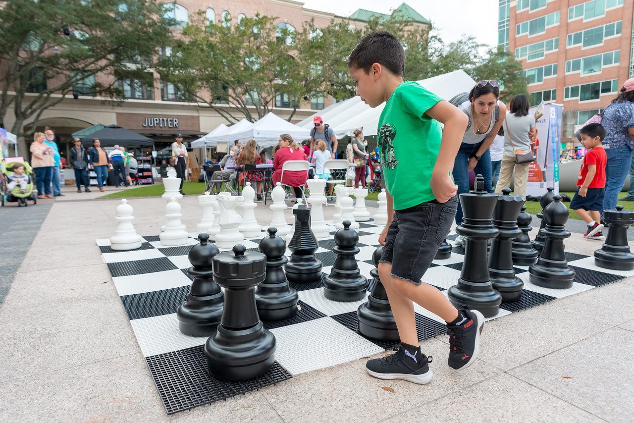 Sugar Land's chess fest touts games with grandmasters, food and more