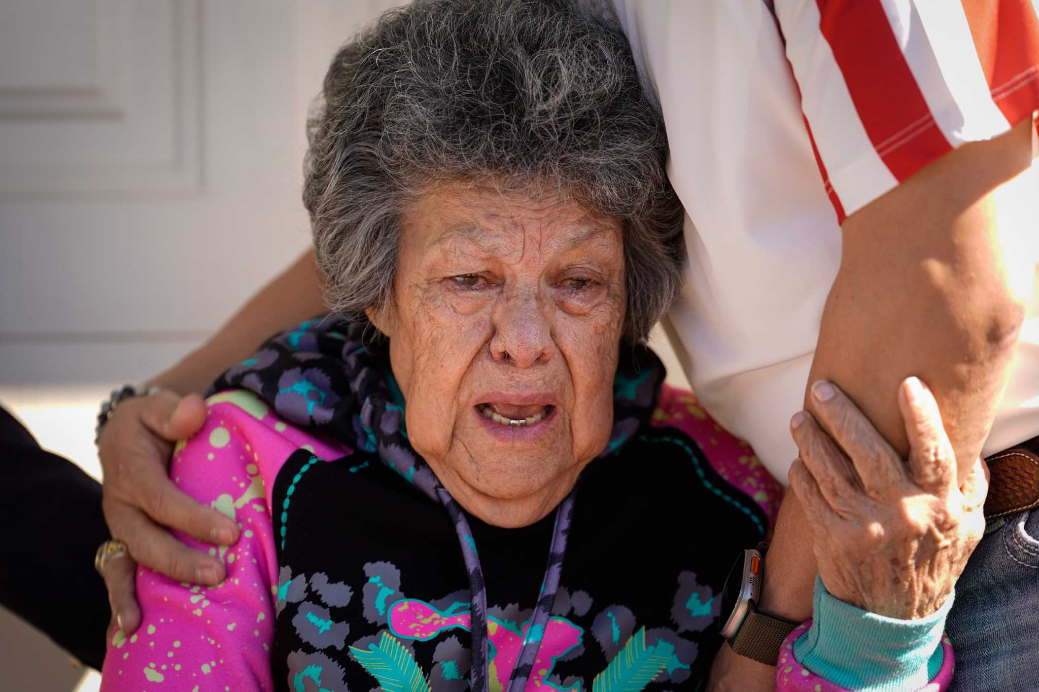 Santa Fe woman arrested after Confederate flag dispute with neighbor