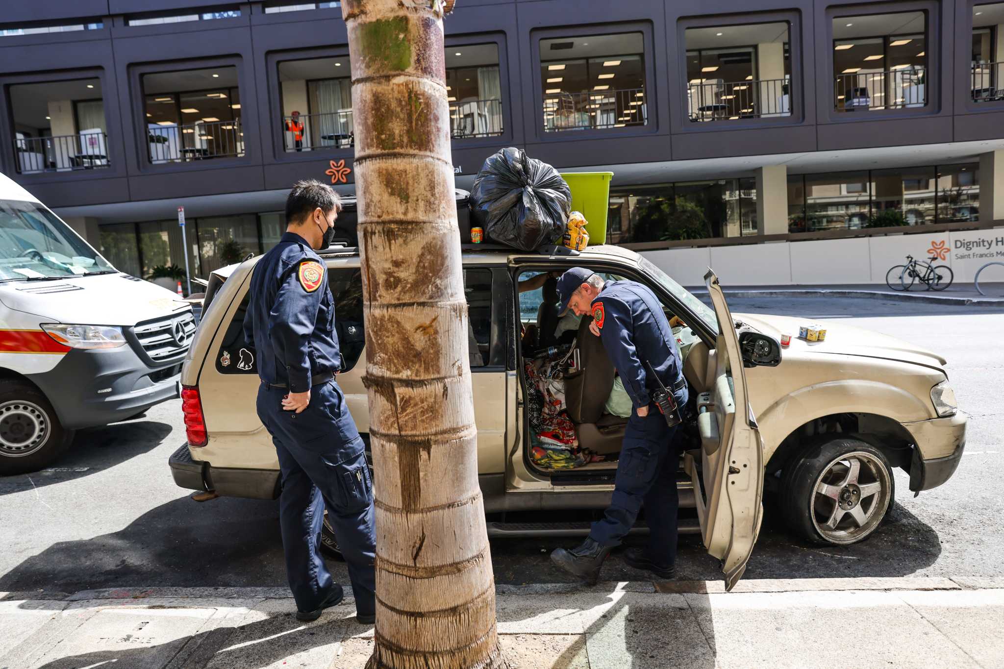 Are San Francisco's street teams helping people in crisis?