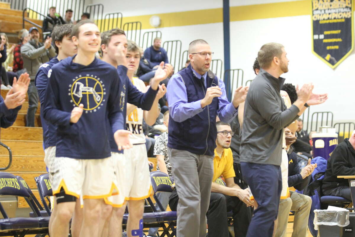 Bad Axe boys storm back in the fourth quarter to defeat Reese