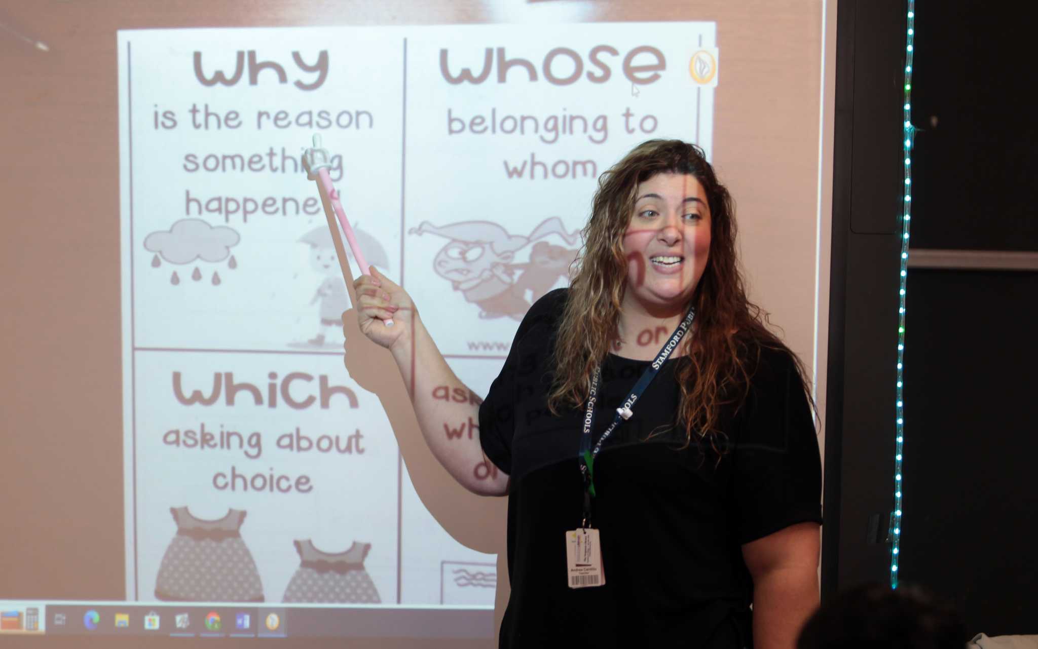 Stamford parent starts campaign for dual language program