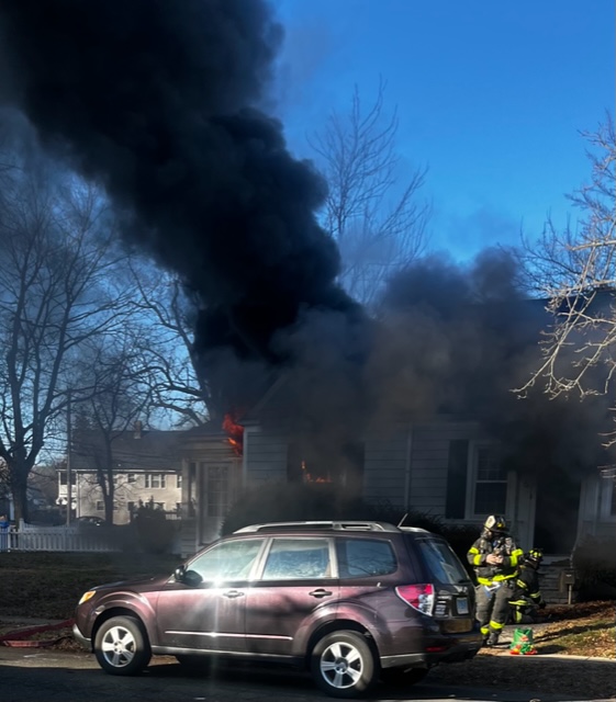 Family displaced by Gleenbrook Avenue house fire, Hamden officials say