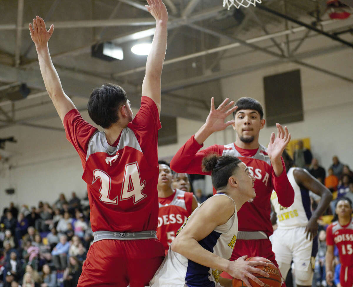 HS BOYS BASKETBALL: Bulldogs’ rally falls short against Odessa High