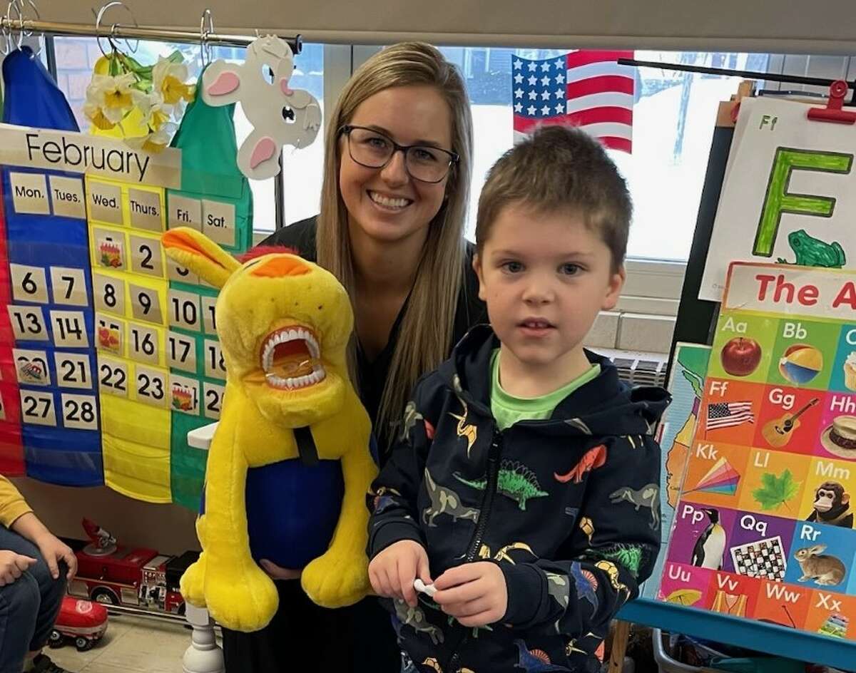 Manistee preschool class learn about tooth care