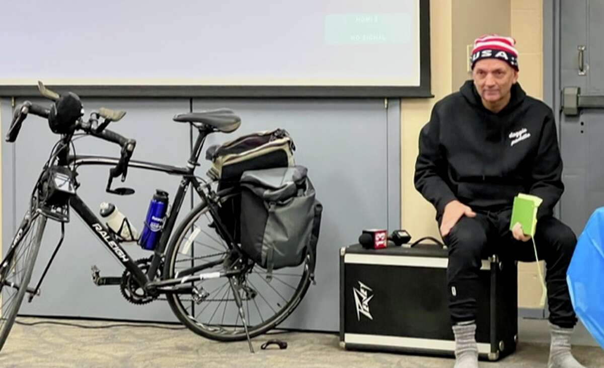 Jimmy Thomas made 4,000-mile trip by kayak & bike, quieting naysayers