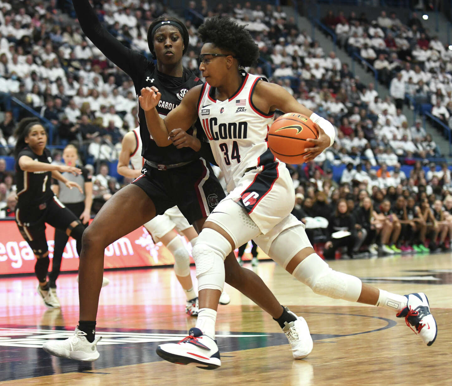 UConn women's basketball's Ayanna Patterson to miss rest of season